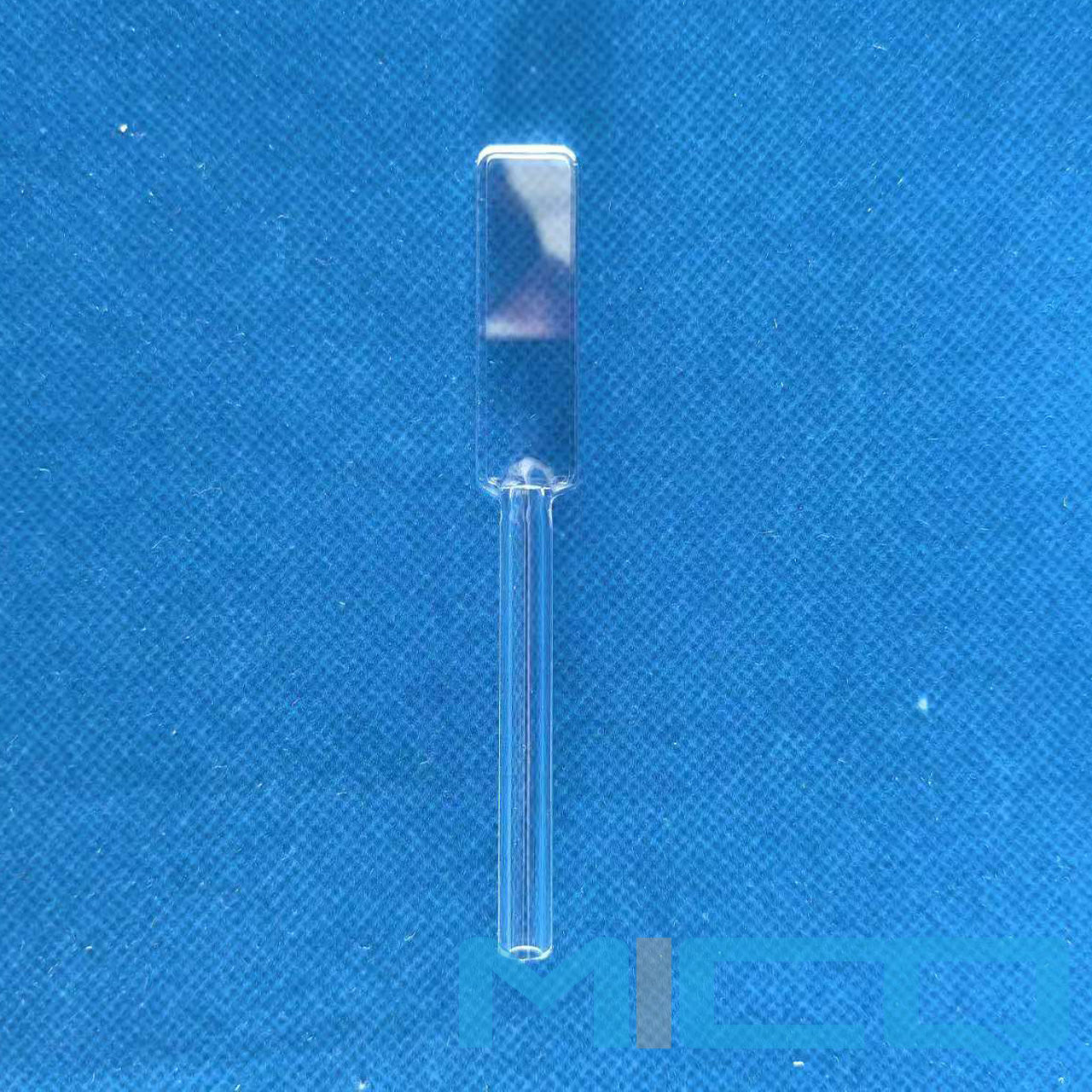 Detailed instructions on how to use a quartz sample cell correctly ...